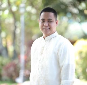 Faculty - Gloria Lacson Colleges